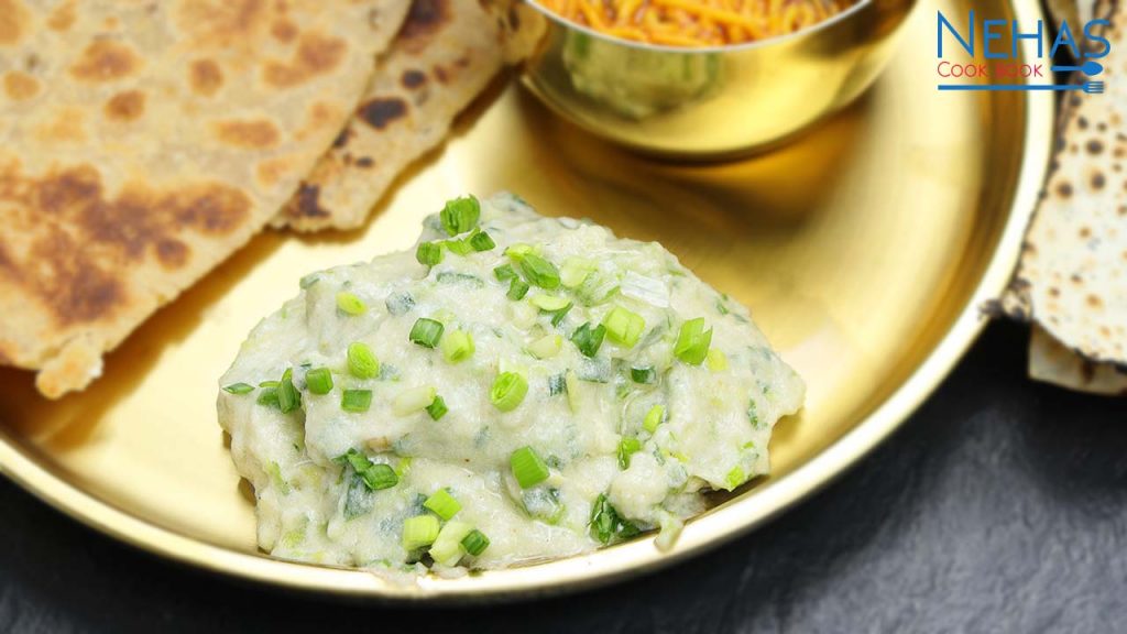 Lila lasan nu kachu | how to make lasan nu kachu | green garlic with ...