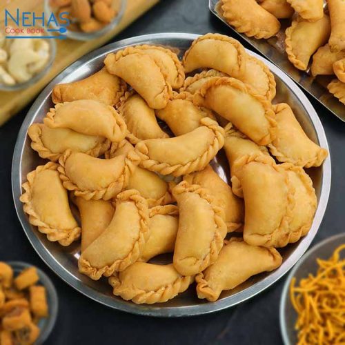 Meetha ghughra | gujiya recipe | ghughra recipe - Nehas Cook Book