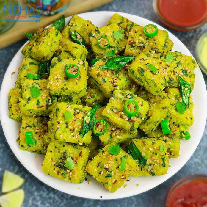 Dudhi methi na muthia | soft and tasty doodhi methi muthiya | Gujarati ...