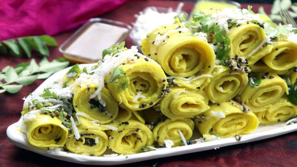 khandvi recipe |How to make Gujarati khandvi at home. - Nehas Cook Book