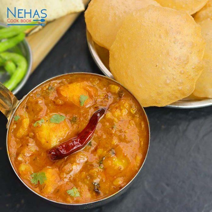 Puri bhaji recipe | street style puri shak | puri and potato bhaji ...