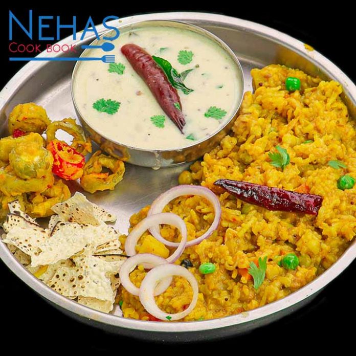 Thali recipe | Vaghareli khichdi recipe | khatti-meethi kadhi | crispy ...