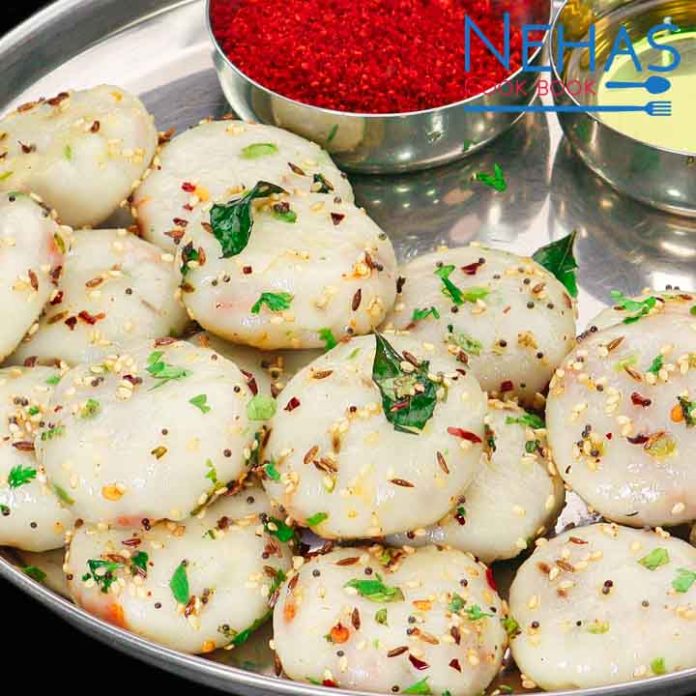 Khichu recipe | bharelu khichu recipe | papdi no lot | Gujarati khichu ...