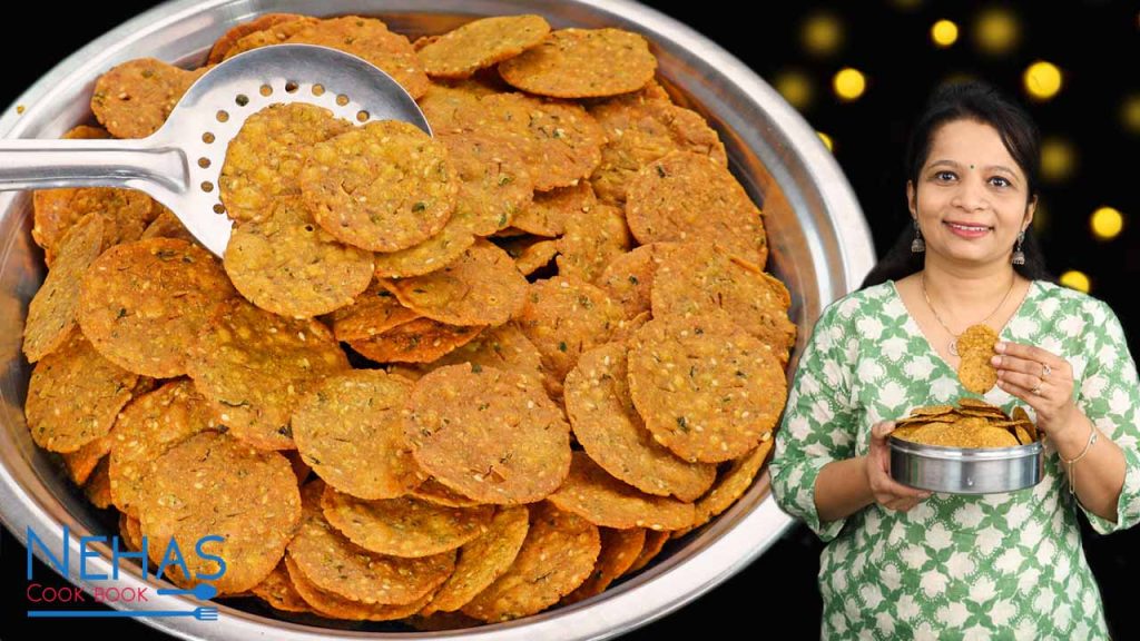 Farsi puri recipe | methi farsi puri | methi puri | methi bajra farsi ...