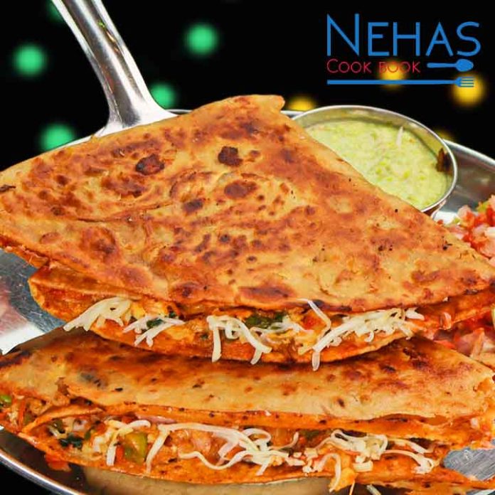 Bhareli rotli recipe | roti wraps recipe | leftover chapati wrap ...