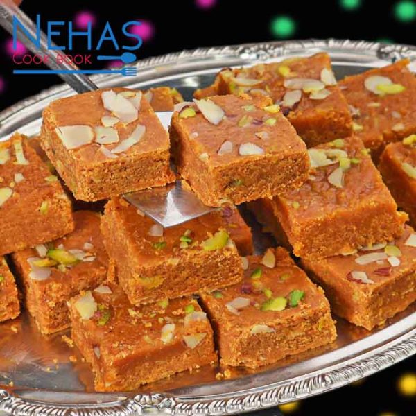 Malai mohanthal recipe | mohanthal without mawa | Gujarati mohanthal ...