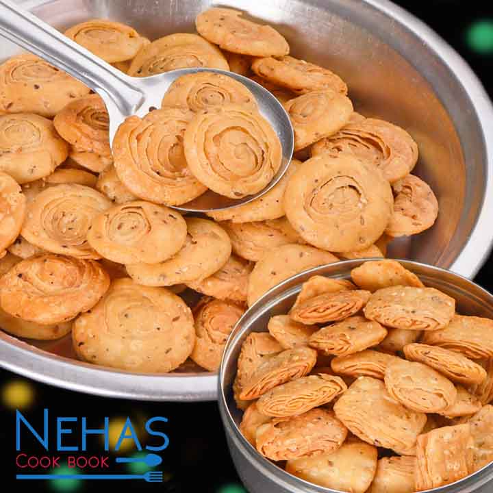 Gujarati farsi puri | verki puri | layered farsi puri - Dry Namkeen ...
